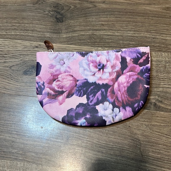 ipsy | Bags | 2 Ipsy Makeup Bag Pink And Purple Flowers | Poshmark